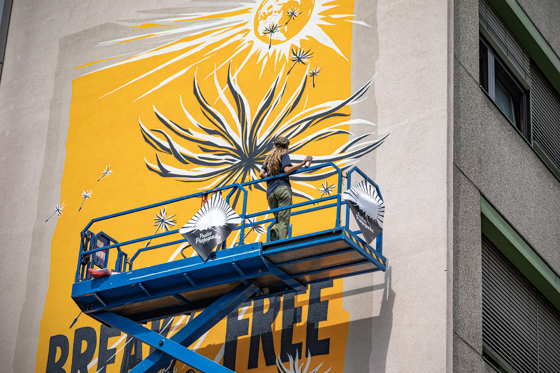 POSITIVE PROPAGANDA · STREET ART IN MÜNCHEN · AMUSEUM OF CONTEMPORARY ART